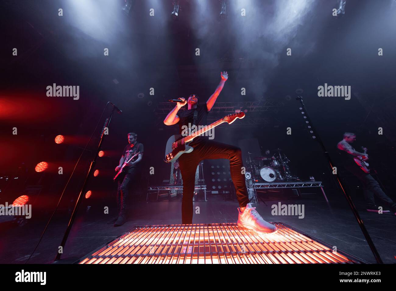 BARCELONA - 20. FEBRUAR: All Time Low (Band) tritt am 20. Februar 2023 ...