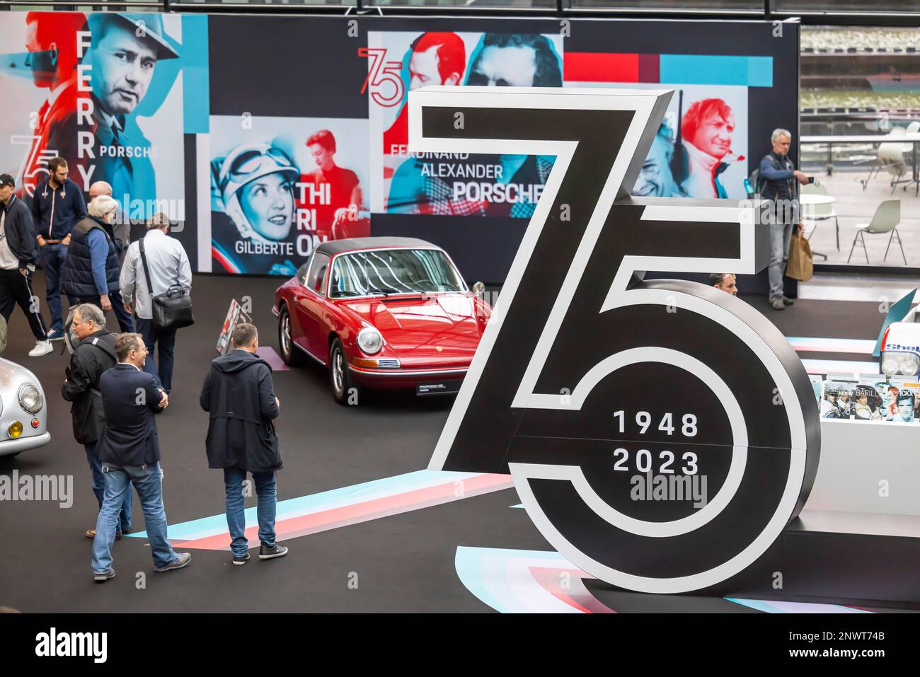 75 jahre porsche sportwagen -Fotos und -Bildmaterial in hoher Auflösung ...