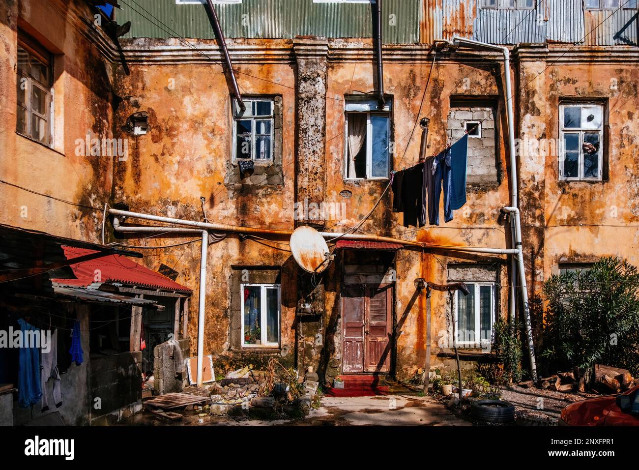 Slum district -Fotos und -Bildmaterial in hoher Auflösung – Alamy