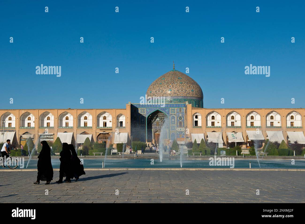 Isfahan imam square sheikh lotfollah mosque -Fotos und -Bildmaterial in ...