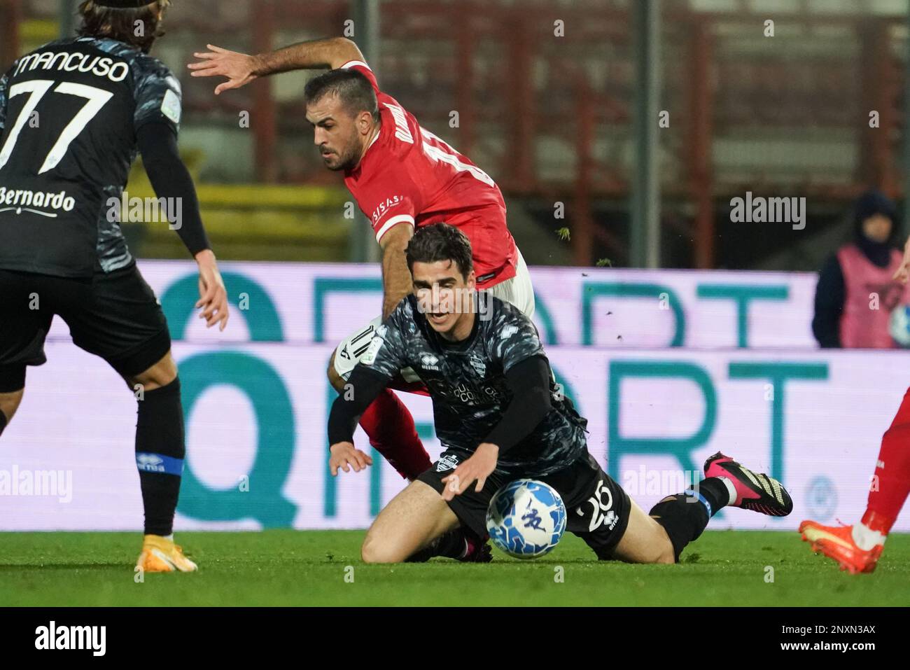 odenthal cas (n.26 como 1907)/olivieri marco (n.11 perugia calcio) beim ...
