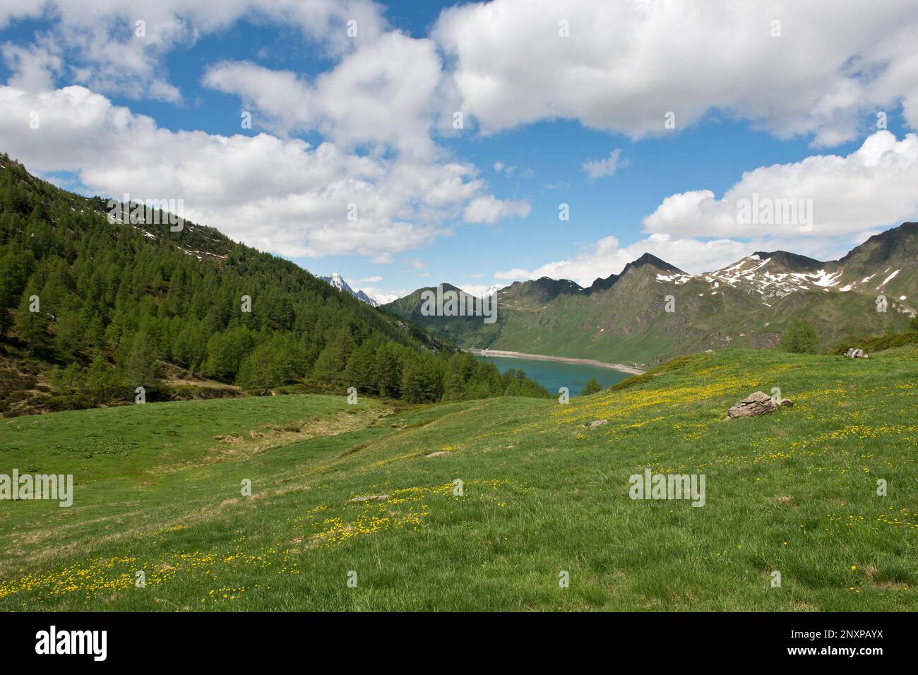 Ritom see -Fotos und -Bildmaterial in hoher Auflösung – Alamy