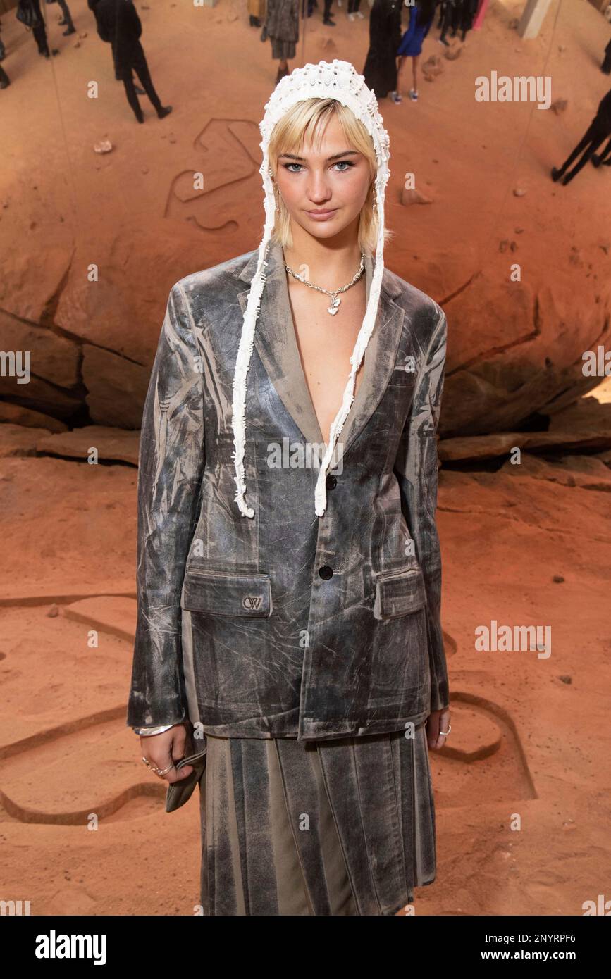 Mia Regan poses before the Off-White Fall/Winter 2023-2024 ready-to ...