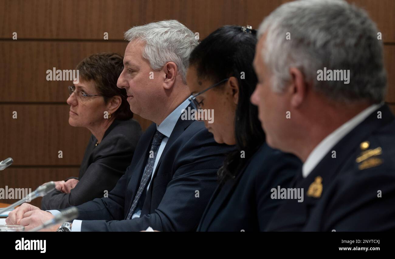 Canadian Security Intelligence Service Deputy Director, Operations ...