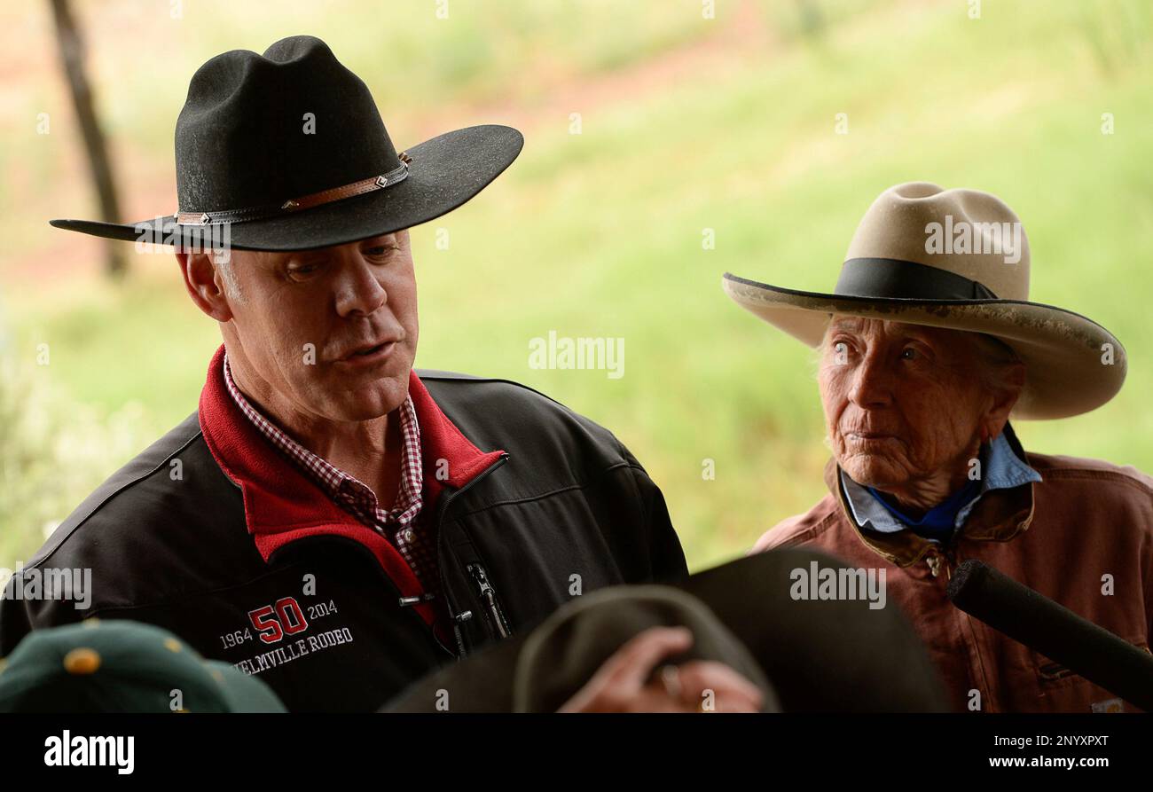 U.S. Interior Secretary Ryan Zinke visits historic Dugout Ranch along ...