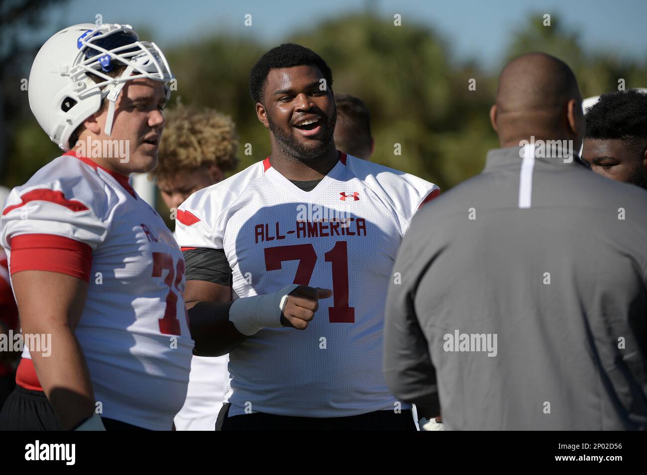 Team Highlight offensive linemen Austin Deculus (76) and Calvin Ashley ...