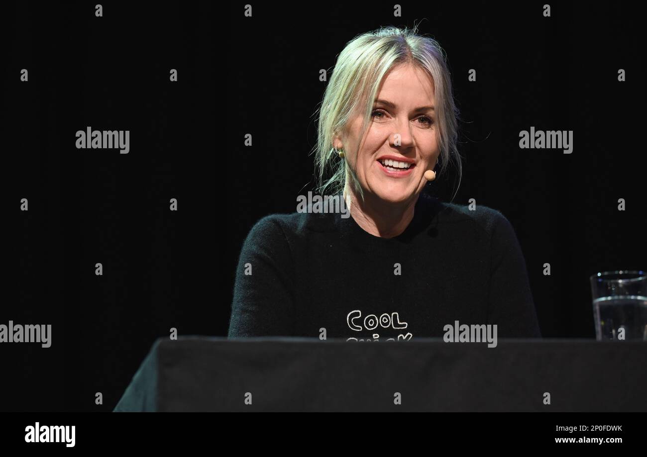 02. März 2023, Nordrhein-Westfalen, K·ln: Britischer Autor Jojo Moyes ...