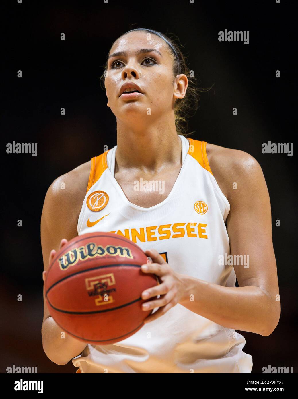 November 30, 2016: Schaquilla Nunn #4 of the Tennessee Lady Volunteers ...