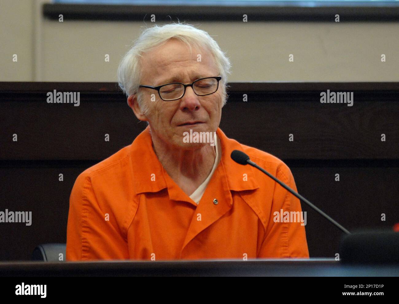 Bruce Leonard testifies during his step-daughter Sarah Ferguson's trial ...