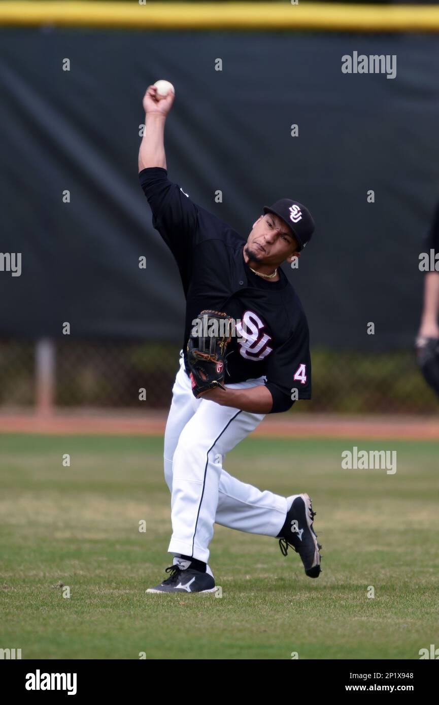 Saint Joseph's Hawks outfielder Lansing Veeder (4) during practice ...