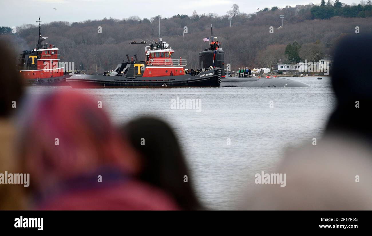 The U.S. Navy attack submarine USS Hartford returns to the U.S. Navy ...