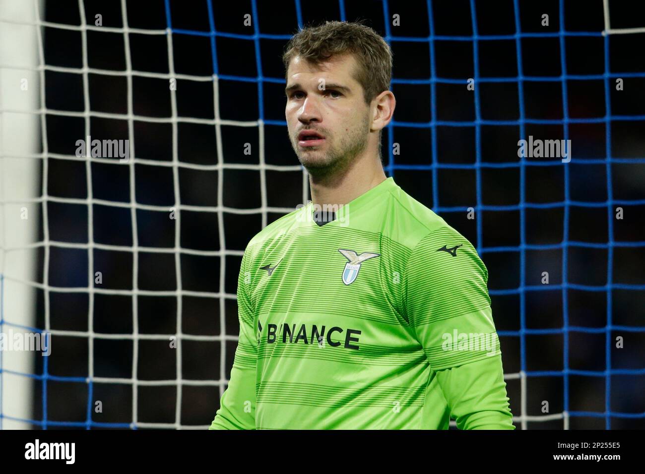 Der italienische Torwart Ivan Provedel schaut während des Fußballspiels ...