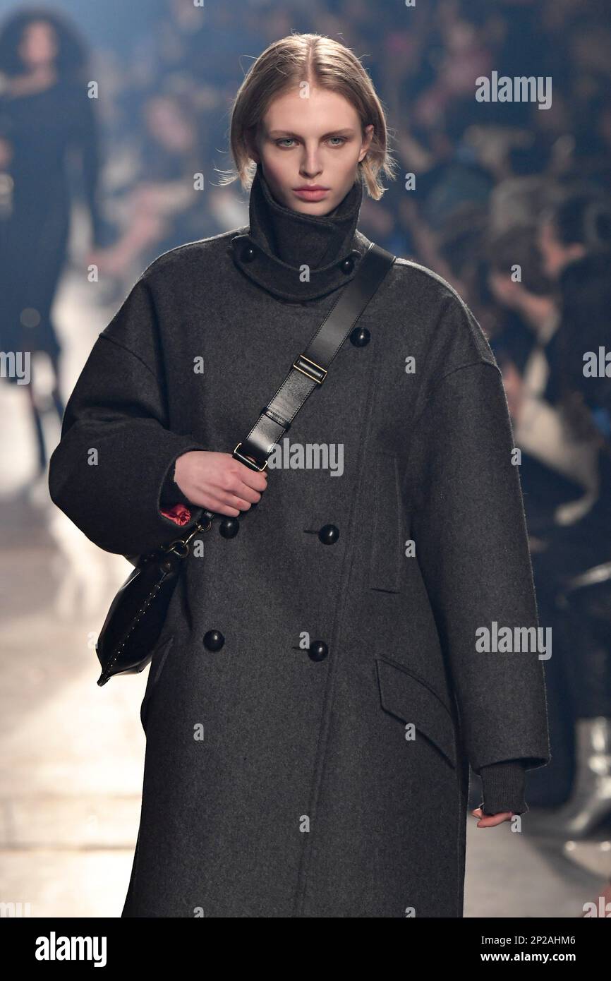 Model Karolina Spakowski auf der Landebahn der Isabel Marant Modenschau ...