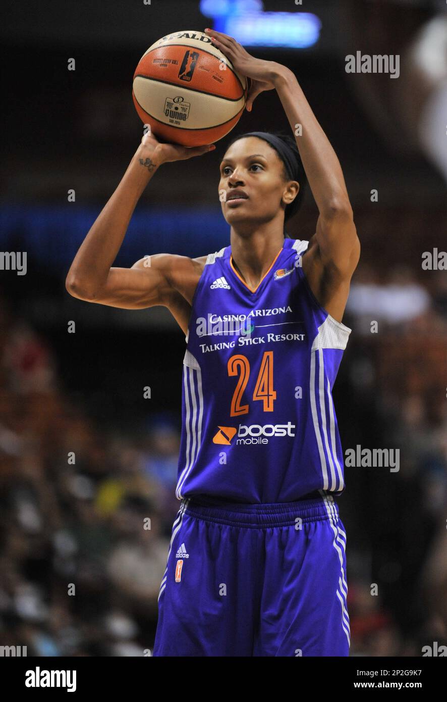 August 23, 2015: Phoenix Mercury Guard / Forward DeWanna Bonner (24 ... August 23, 2015: Phoenix Mercury Guard / Forward DeWanna Bonner (24 ...