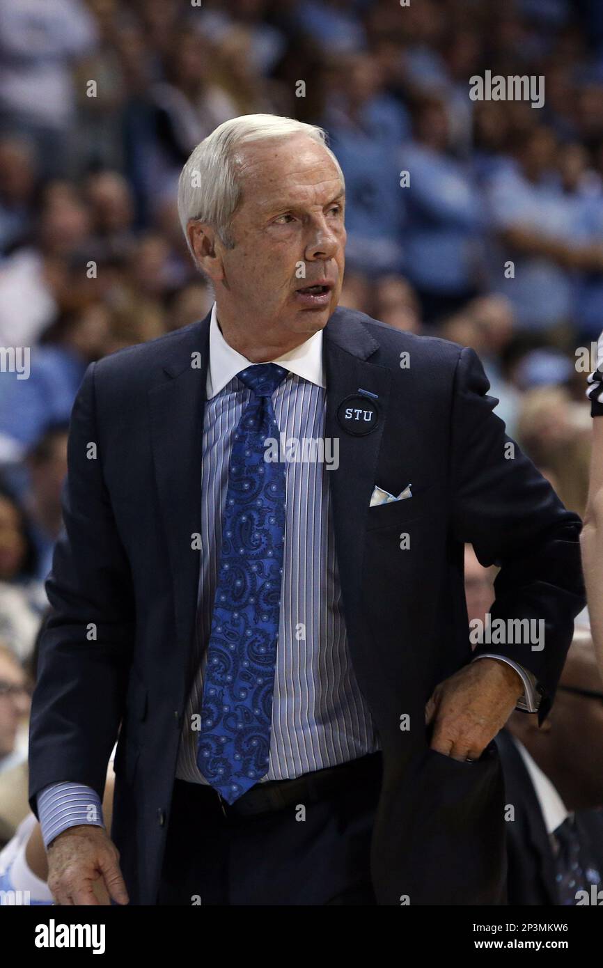 05 January 2015: UNC head coach Roy Williams. UNC players and coaches ...