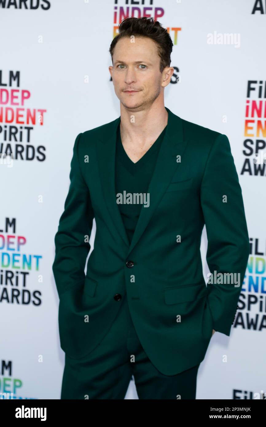 Jonathan Tucker nimmt am 04. März 2023 an den Film Independent Spirit ...