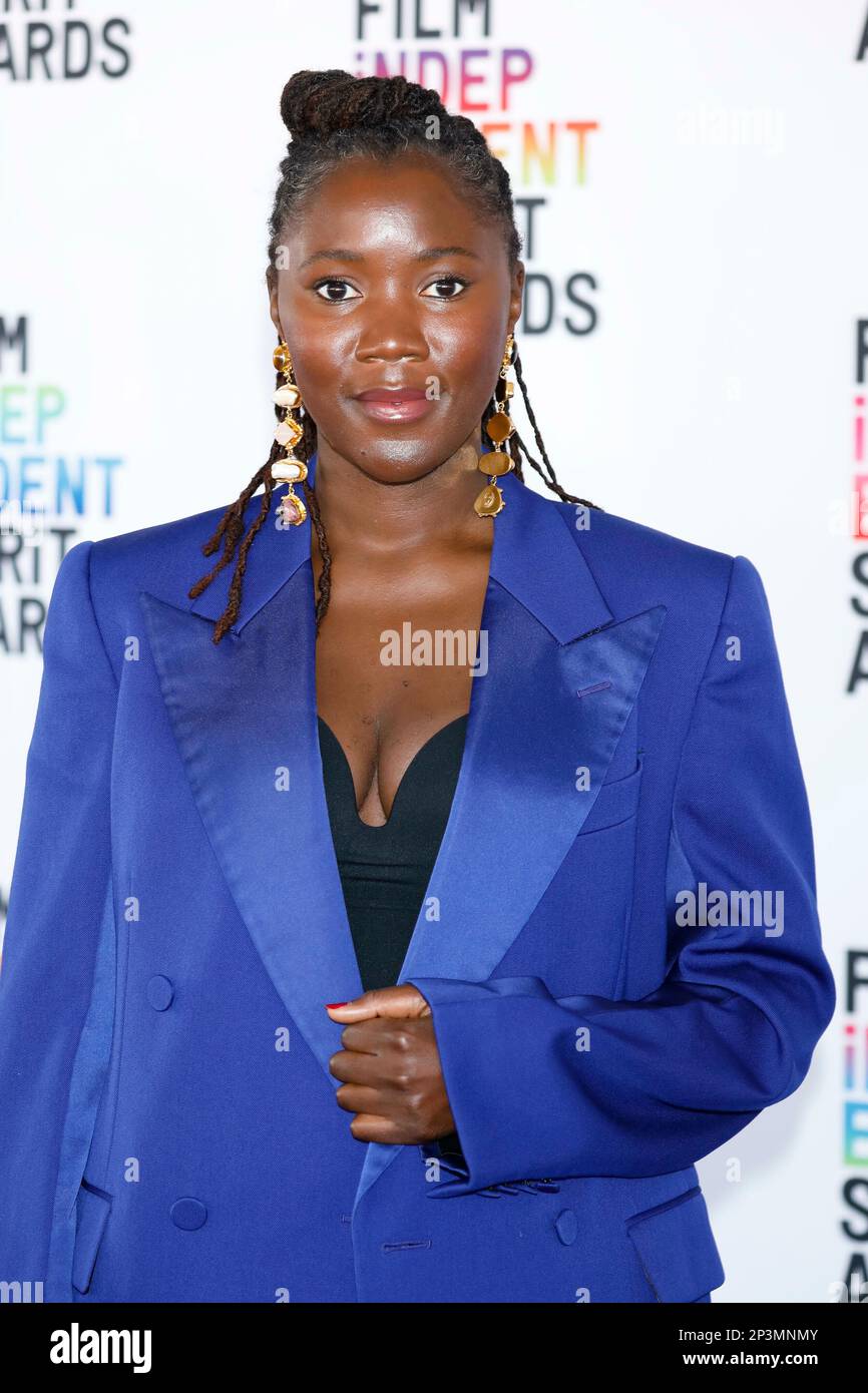 Alice Diop nimmt am 04. März 2023 an den Film Independent Spirit Awards ...