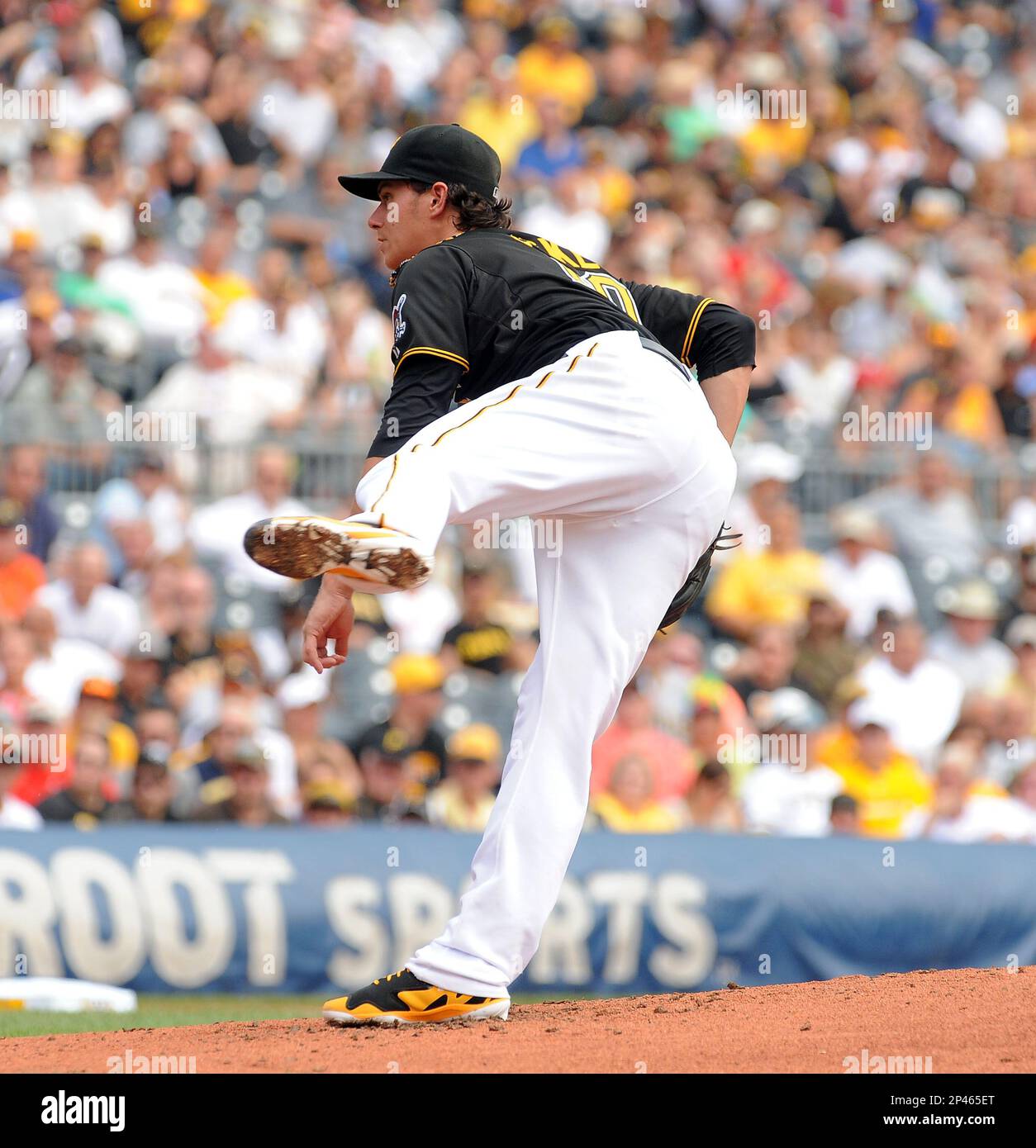 Pittsburgh Pirates Jeff Locke (49) during a game against the St. Louis ...