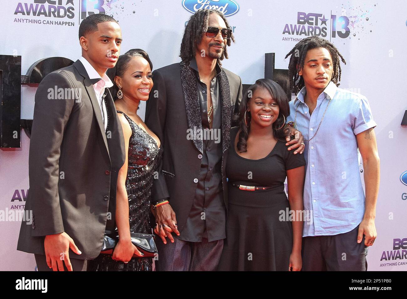 Snoop Dogg aka Snoop Lion, wife Shante Taylor and children Corde Broadus, Cordell Broadus and ...