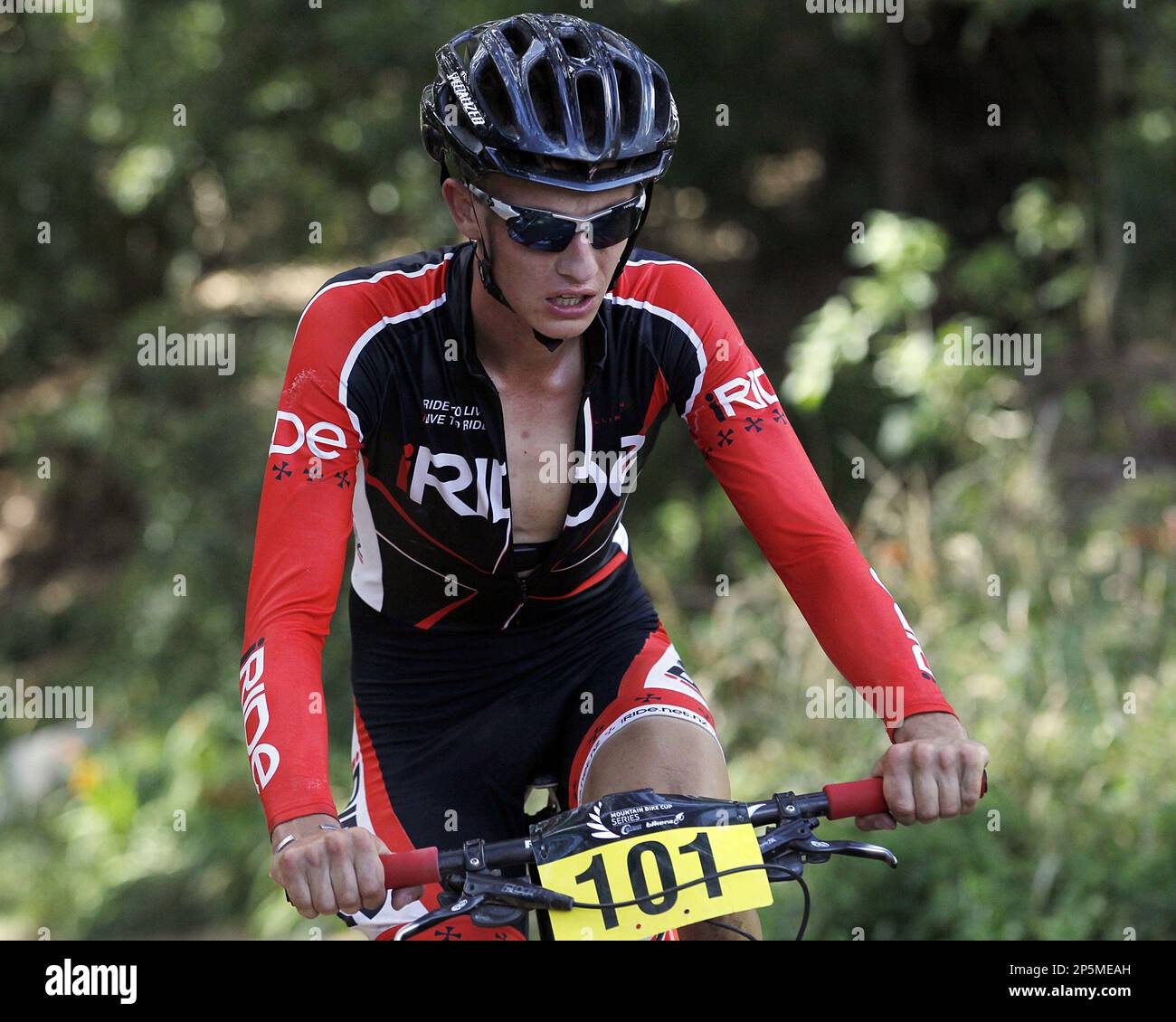 Simon Lawson, of Wellington, New Zealand, racing at the BikeNZ Mountain ...