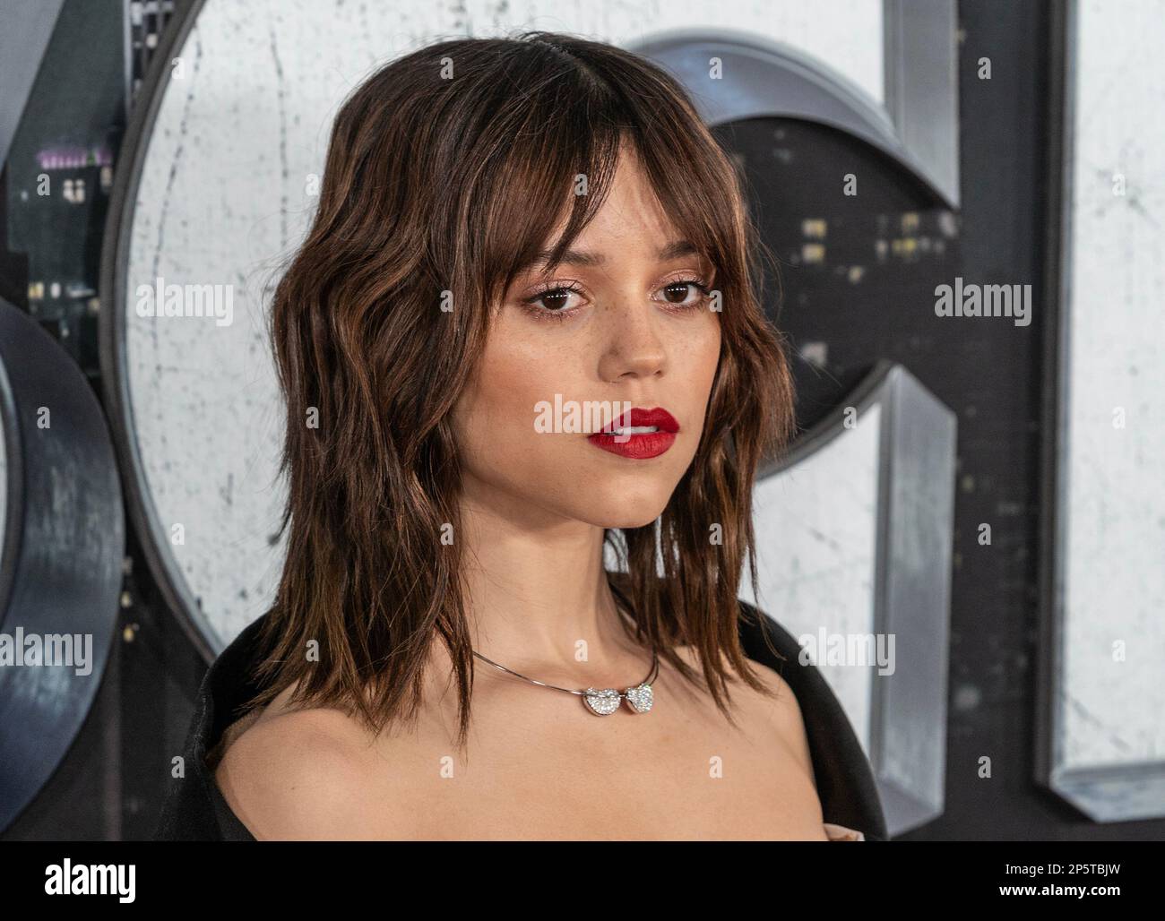 Jenna ortega 2023 -Fotos und -Bildmaterial in hoher Auflösung – Alamy