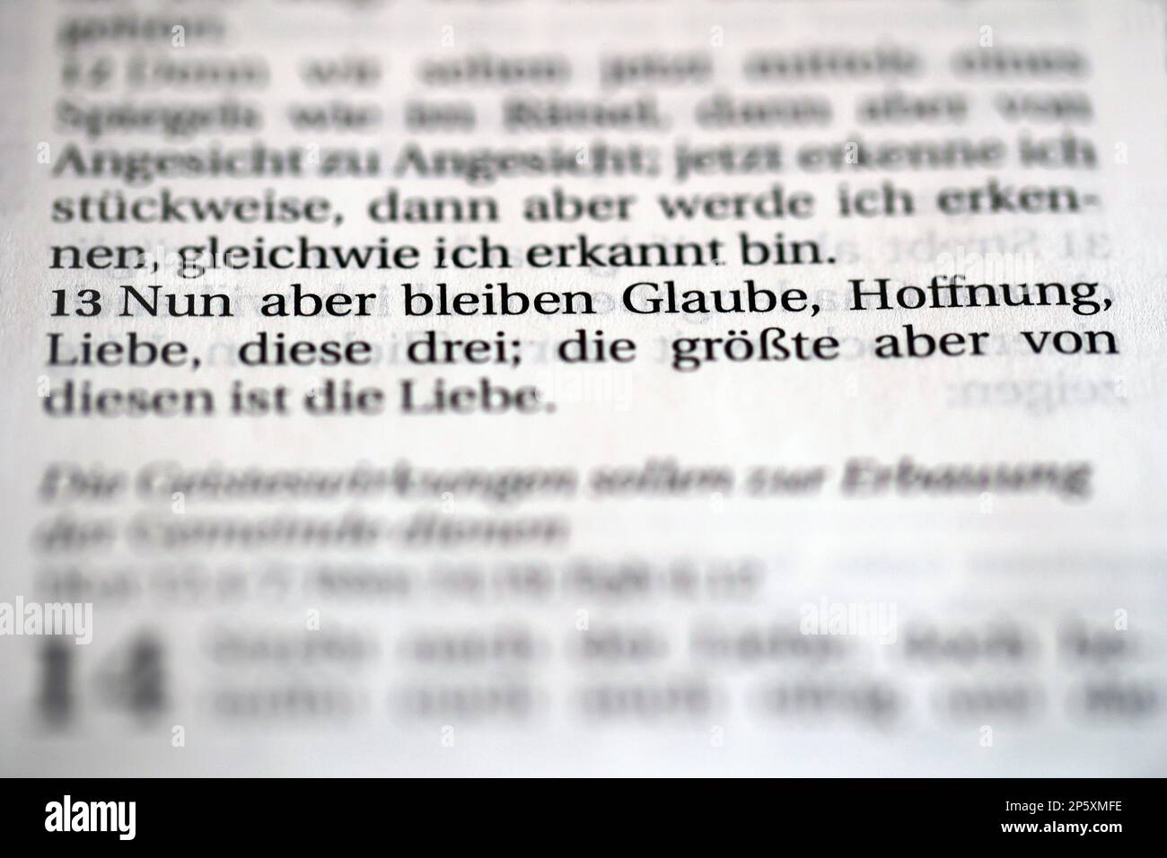 Geistliche lieder -Fotos und -Bildmaterial in hoher Auflösung – Alamy