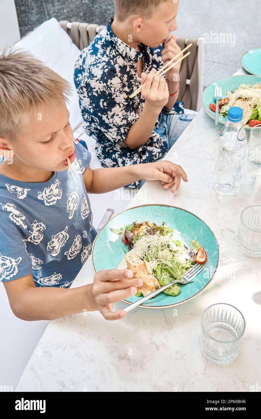 Junior caesar -Fotos und -Bildmaterial in hoher Auflösung – Alamy