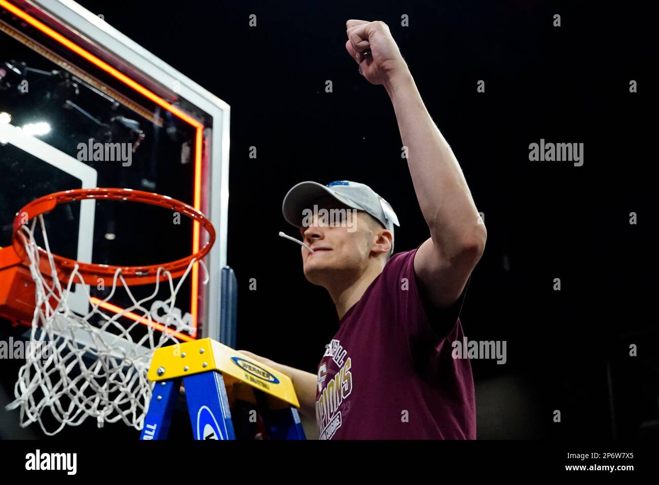 WASHINGTON, DC - MARCH 07: Charleston Cougars Forward Ante Brzovic (10 ...