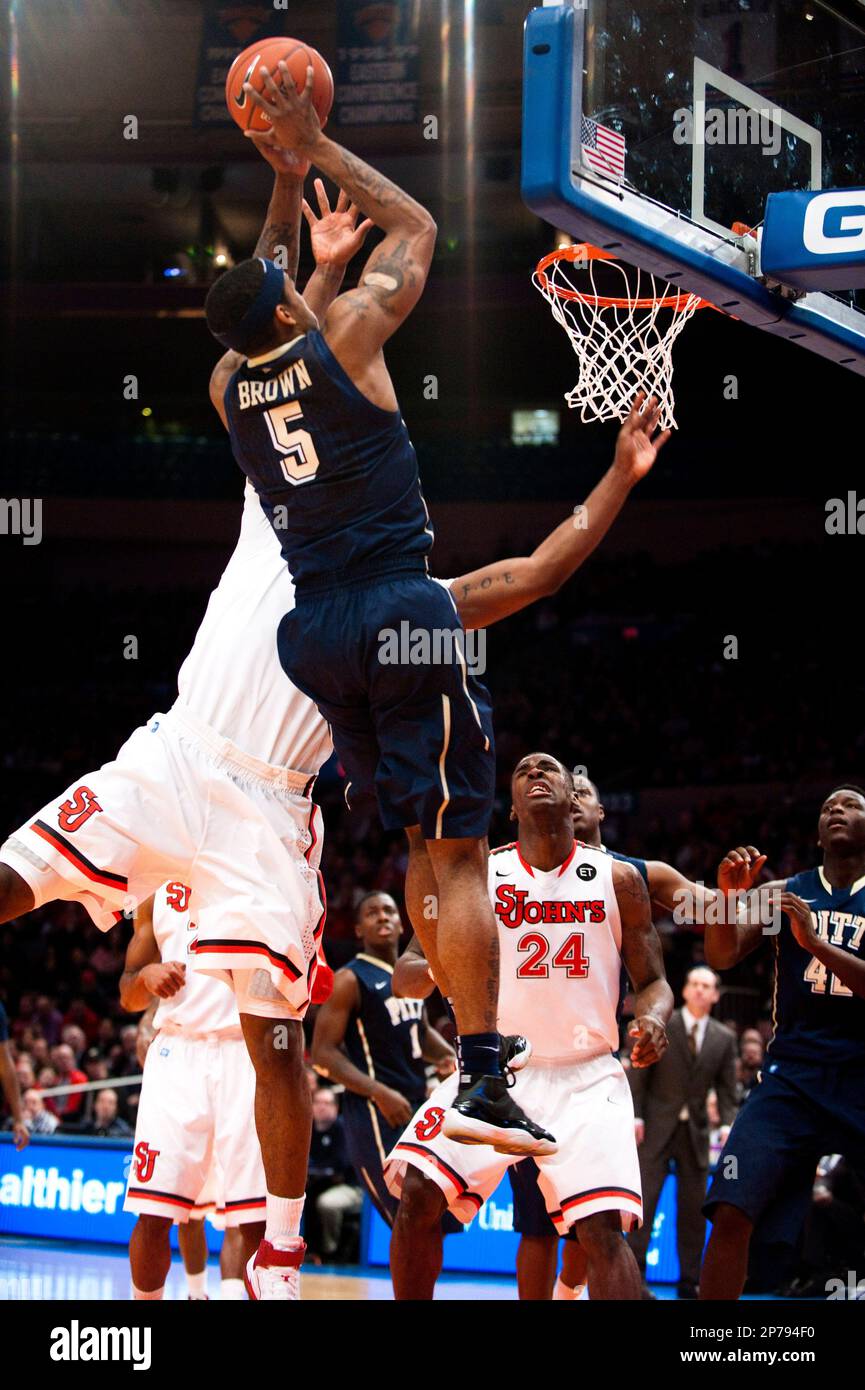 February 19 2011: Pittsburgh forward Gilbert Brown (5) makes a shot in ...