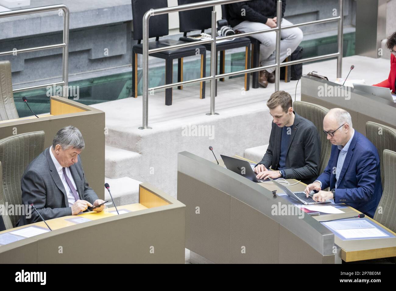 Brüssel, Den 08. März 2023 Flämischer Ministerpräsident Jan Jambon, Jos D'Haese von PVDA und ...