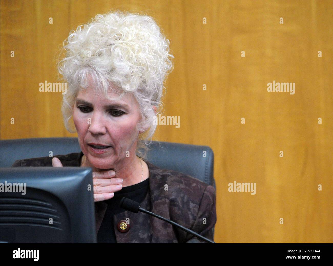 Dr. Ellen Clark, the forensic pathologist who performed the autopsy on ...