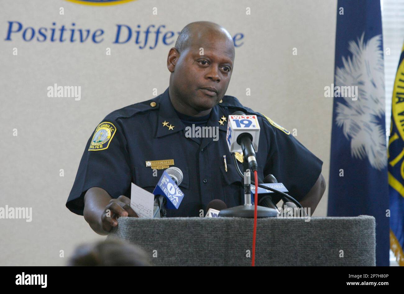 Columbia Police Chief Tandy Carter speaks with members of the media ...