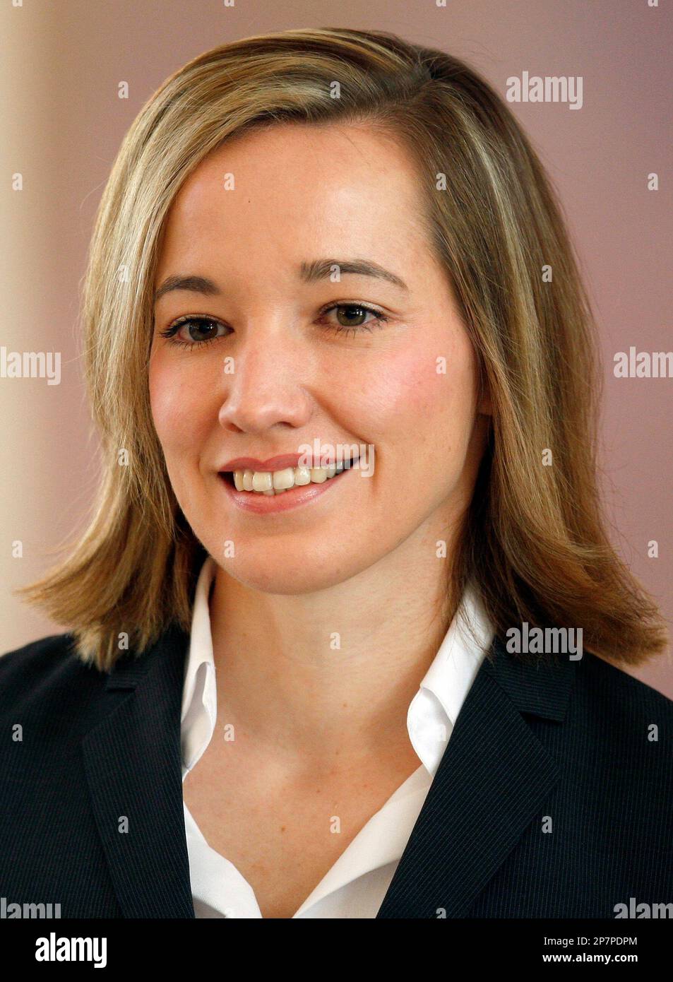 Die neue Familienministerin Kristina Koehler laechelt am Montag, 30 ...