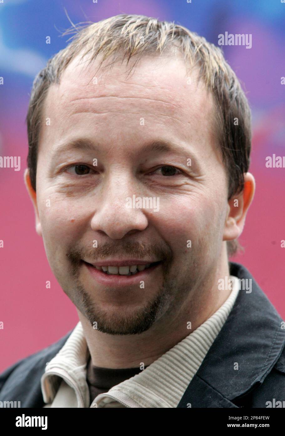 ARCHIV - Der Schweizer Popsaenger DJ Bobo posiert am 27. Maerz 2008 in ...