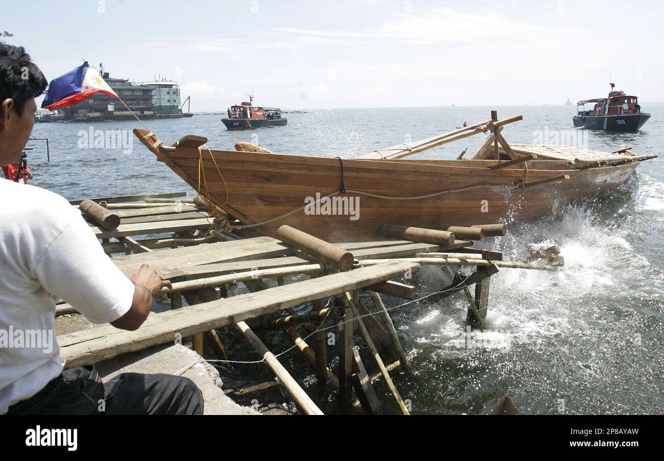 The replica of the Balangay, a wooden-hulled boat used around the ...