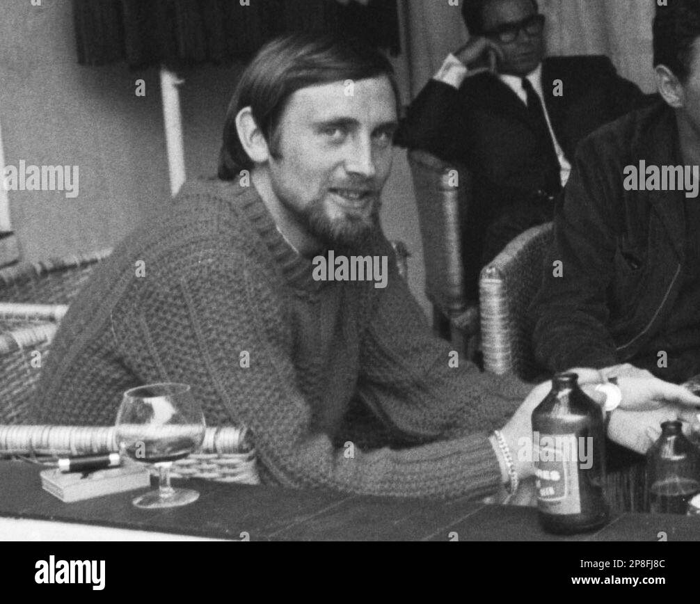 FILE- This Feb 18, 1969 file photo shows Dutch photographer Hugh Van Es ...