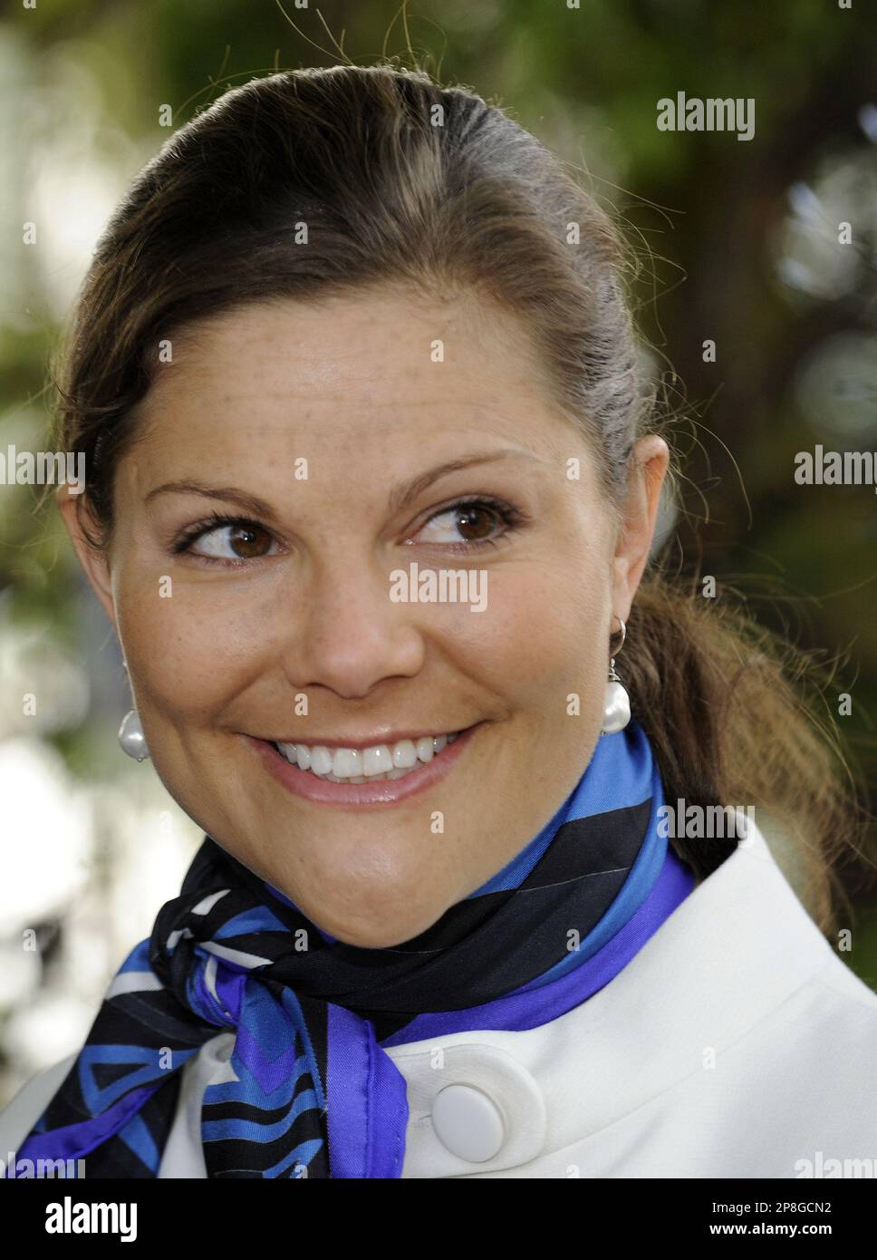 Kronprinzessin Victoria von Schweden laechelt am Freitag, 8. Mai 2009 ...