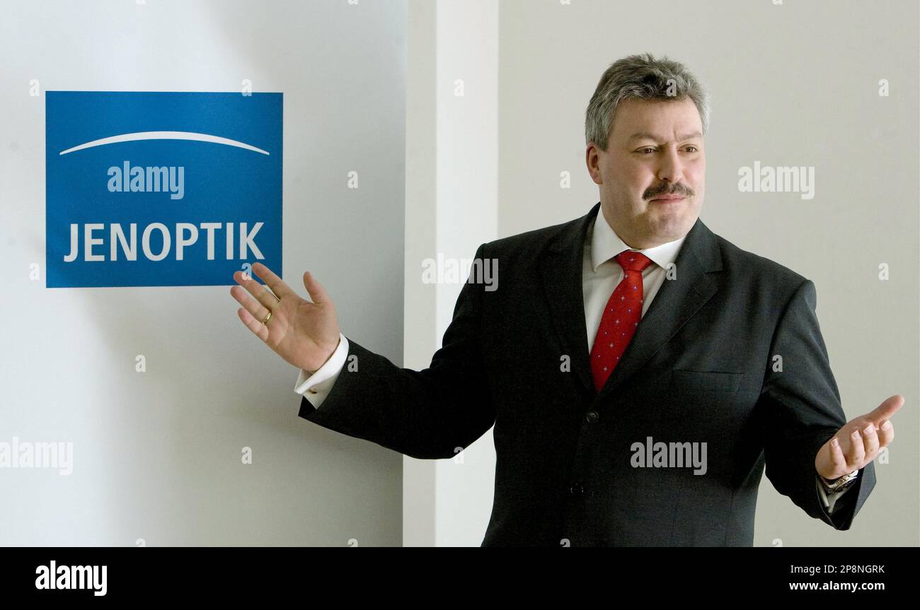 Der Vorstandschef Michael Mertin, Mitglied des Vorstandes, spricht am ...