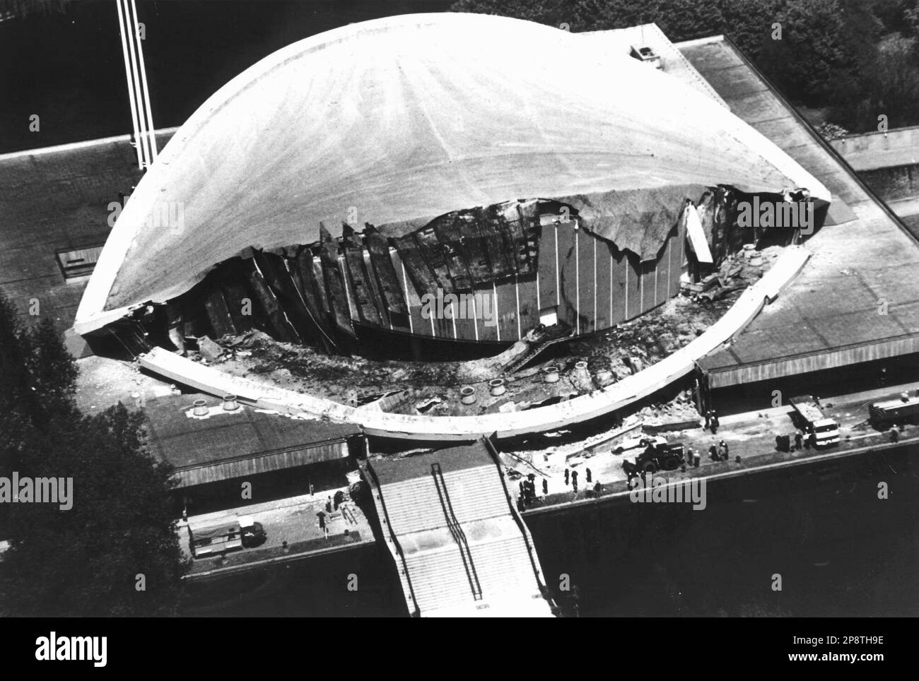 ** ARCHIV ** Ein Archivbild aus dem Jahr 1980 zeigt die Kongresshalle ...