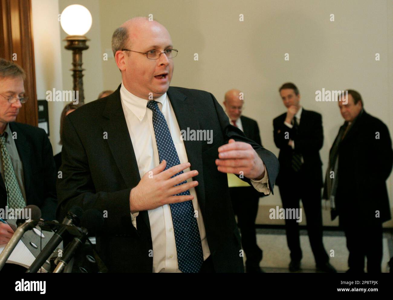 Al Franken attorney Marc Elias, left, briefs the media on Franken team ...