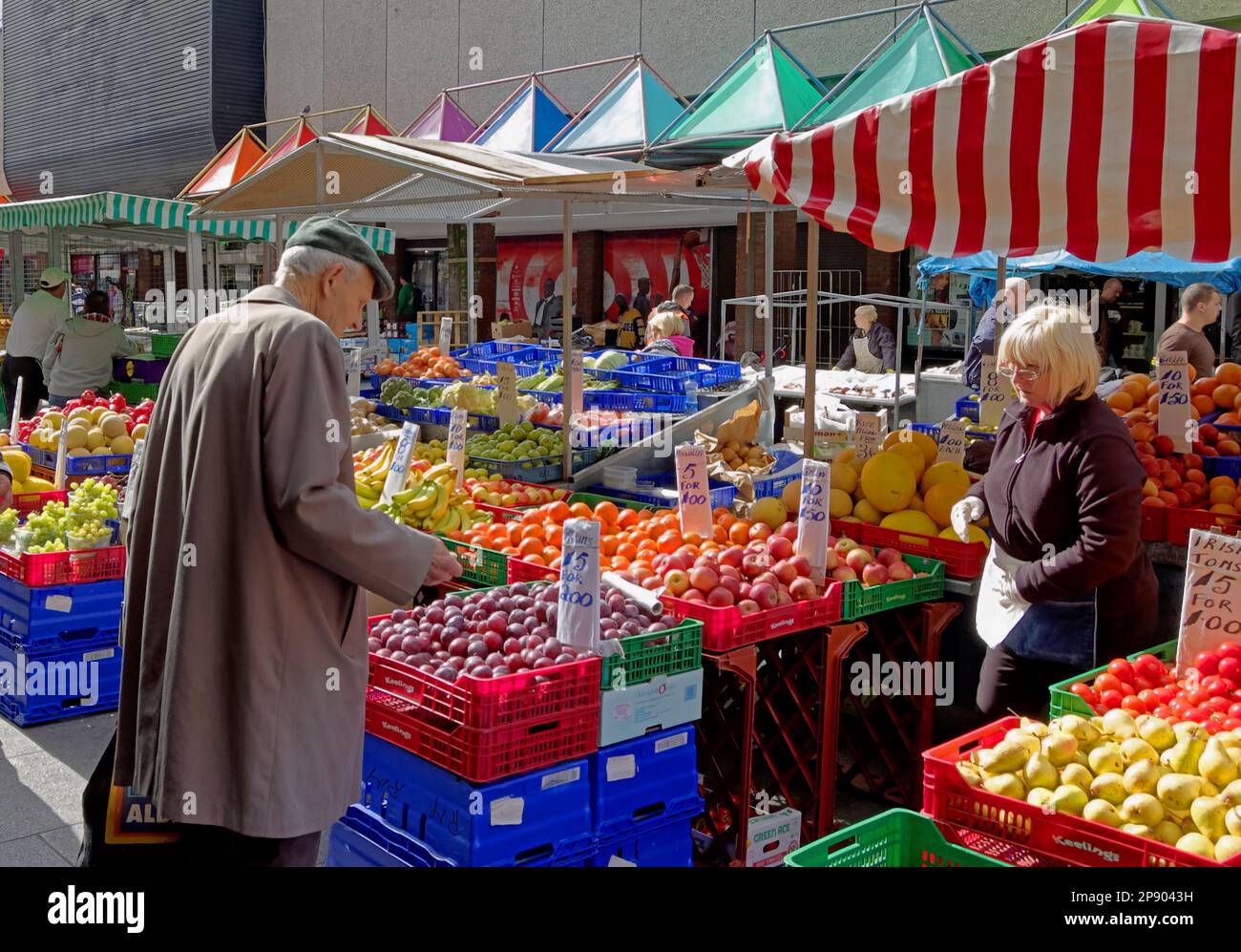 Dubliner alltag -Fotos und -Bildmaterial in hoher Auflösung – Alamy