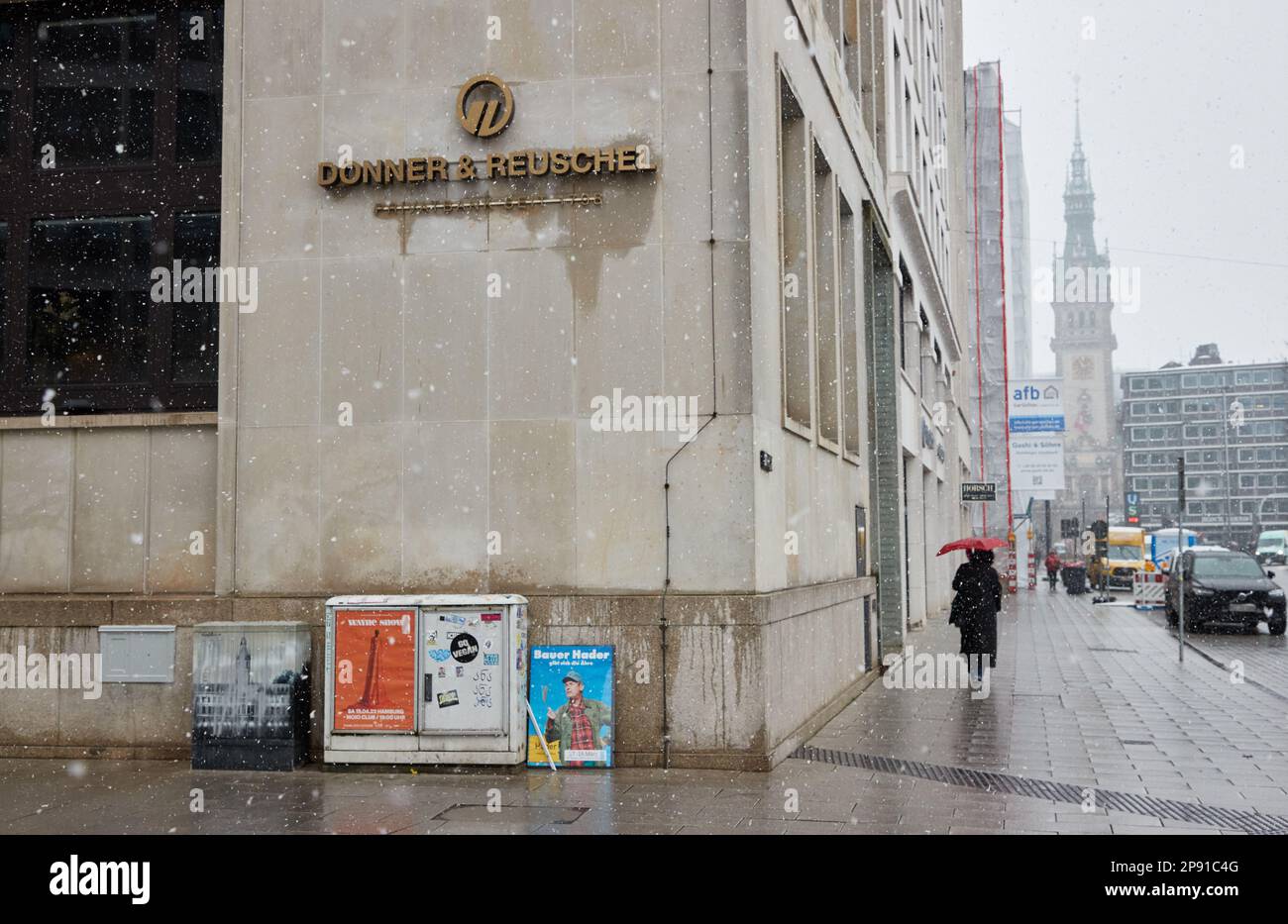 Donner logo -Fotos und -Bildmaterial in hoher Auflösung – Alamy
