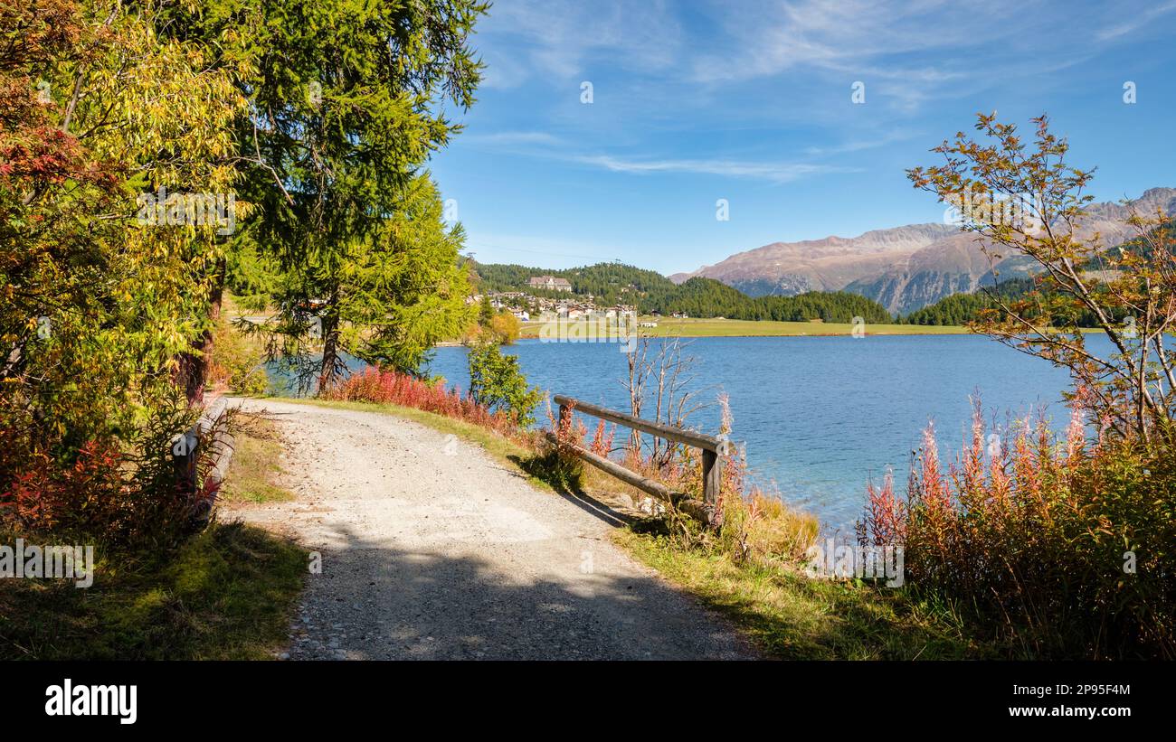 Zwischen Champfer und Silvaplana liegt der idyllische Lake Champfer ...