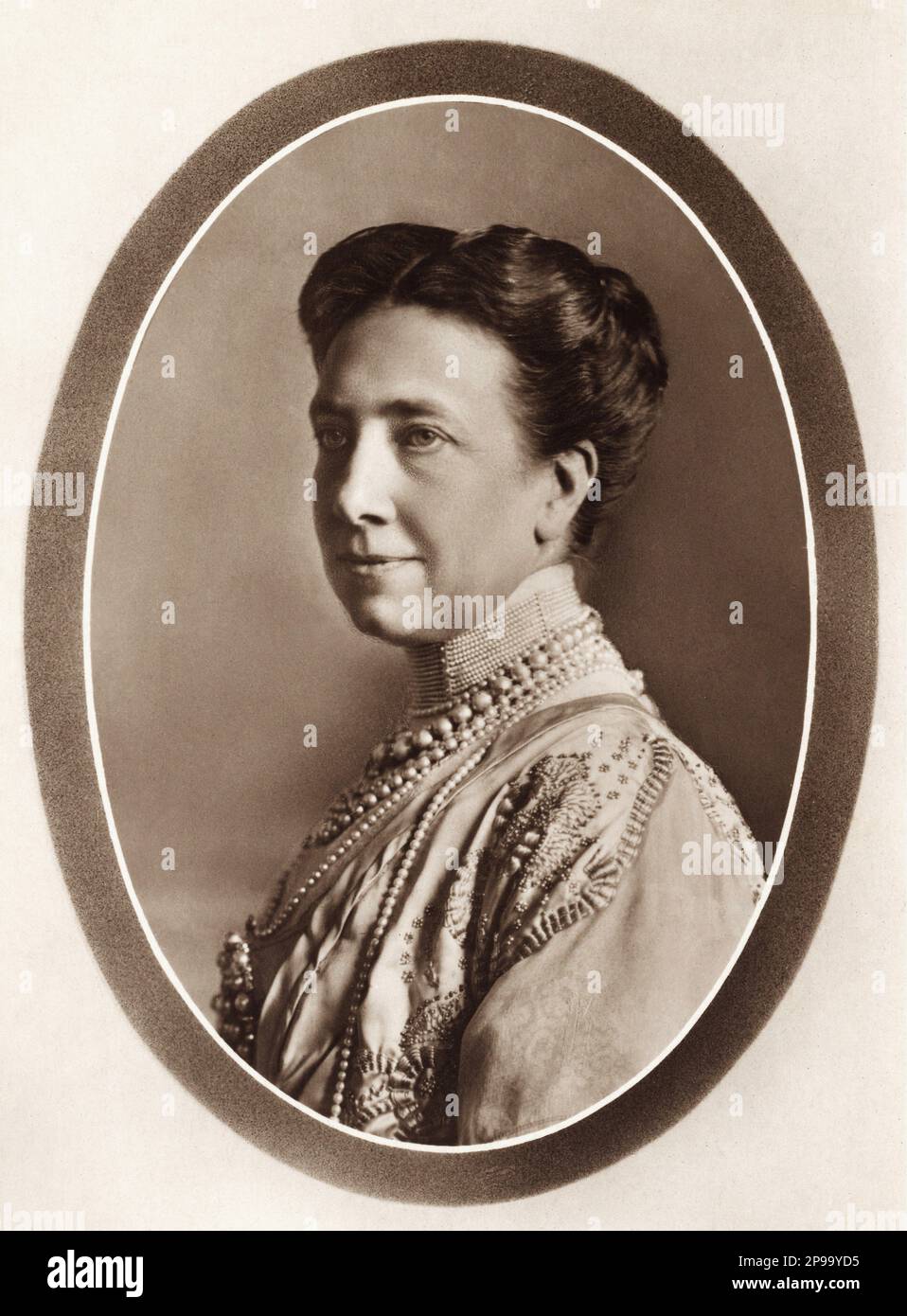 1915 : Königin VICTORIA von SCHWEDEN ( 1862 - 1930 ) , geborene ...