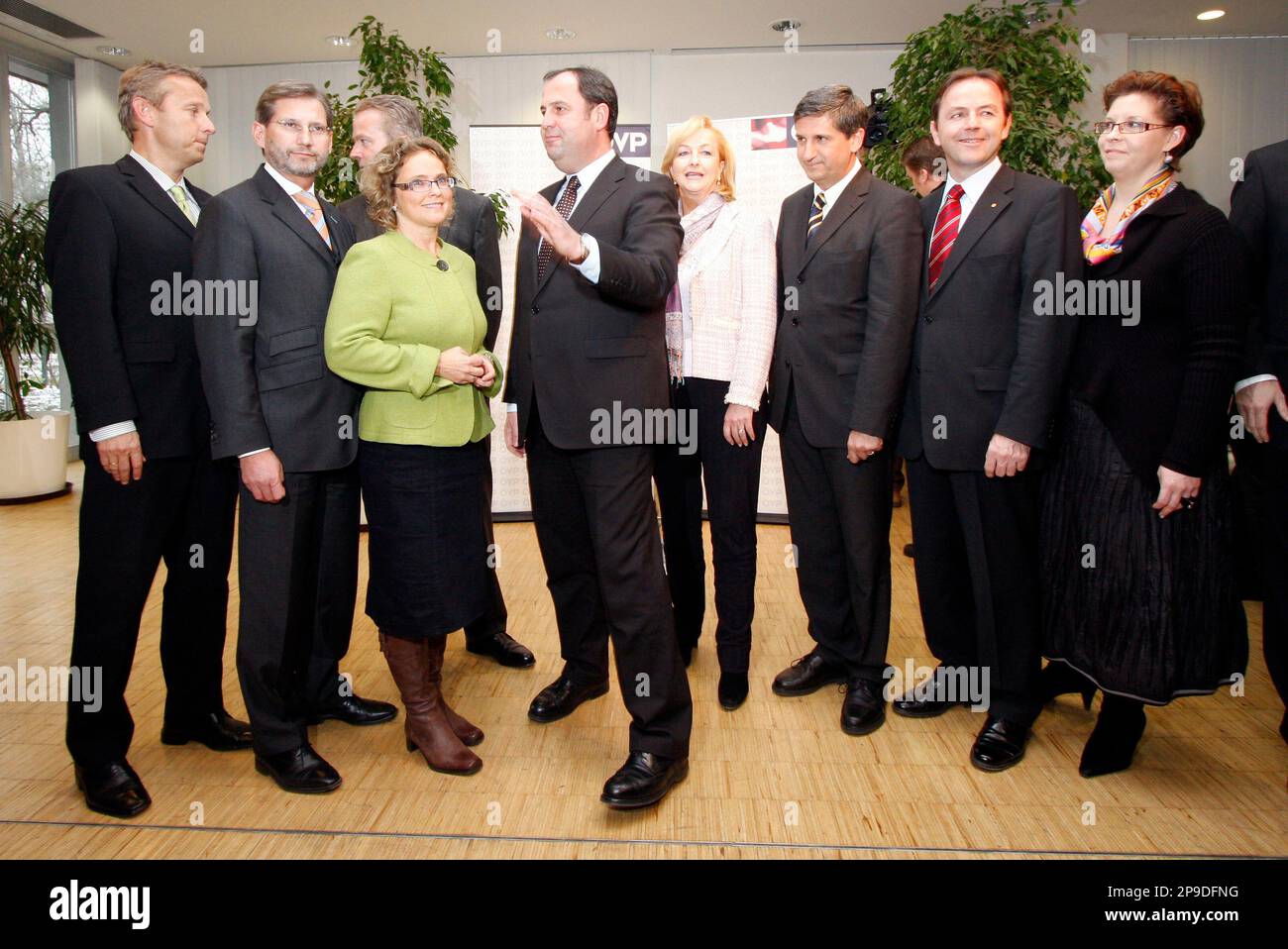 Secretary of State in the Treasury Reinhard Lopatka, Minister of ...