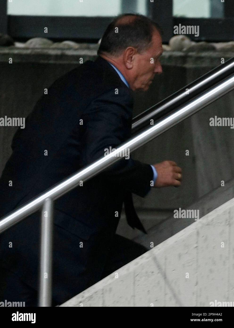 Der ehemalige Vorstandsvorsitzende der DaimlerChrysler AG Juergen ...