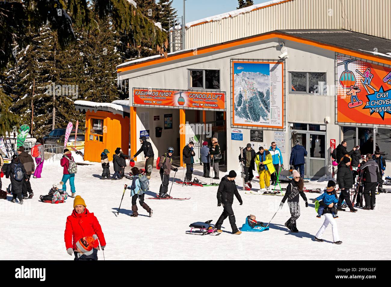Gondelbahn vitosha berg -Fotos und -Bildmaterial in hoher Auflösung – Alamy