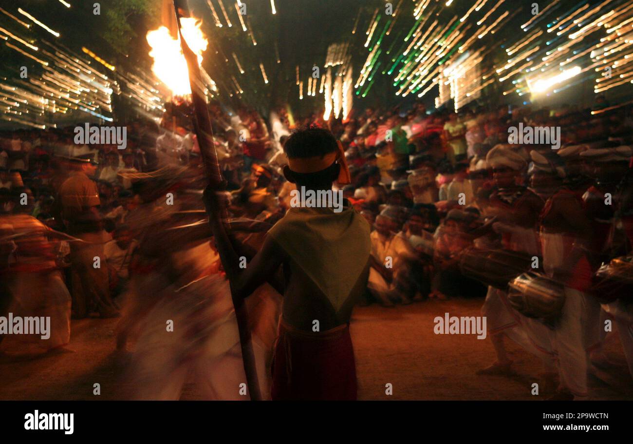 Traditional drummers and dancers perform during the annual Kandy ...