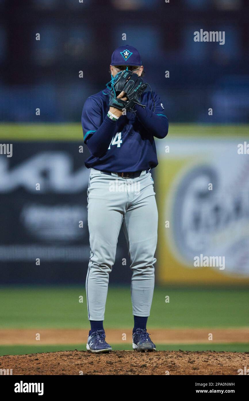 UNCW Seahawks starting pitcher Cyle Phelan (14) stares in at his ...