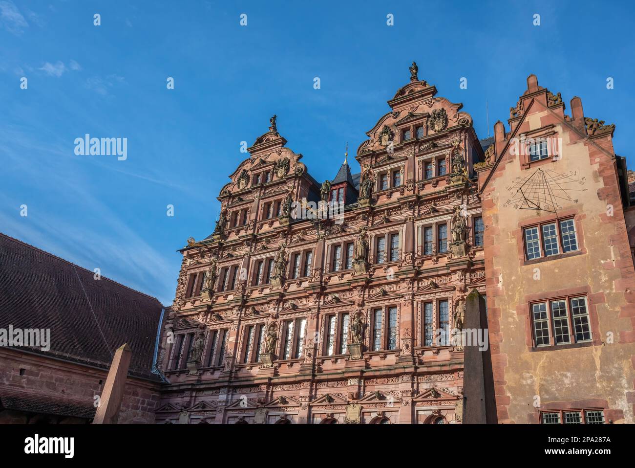 Heidelberger mittelalterliche architektur -Fotos und -Bildmaterial in hoher Auflösung – Alamy